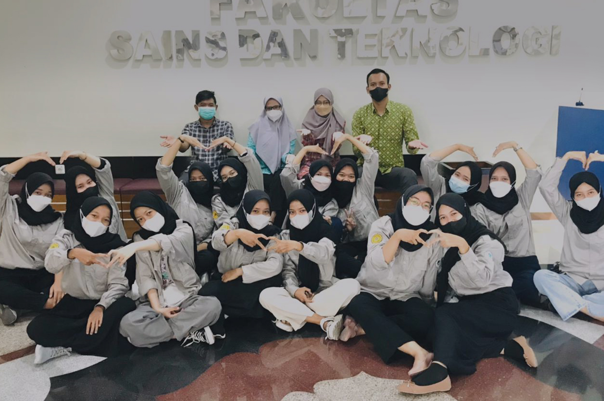 Front Page - Program Studi Gizi